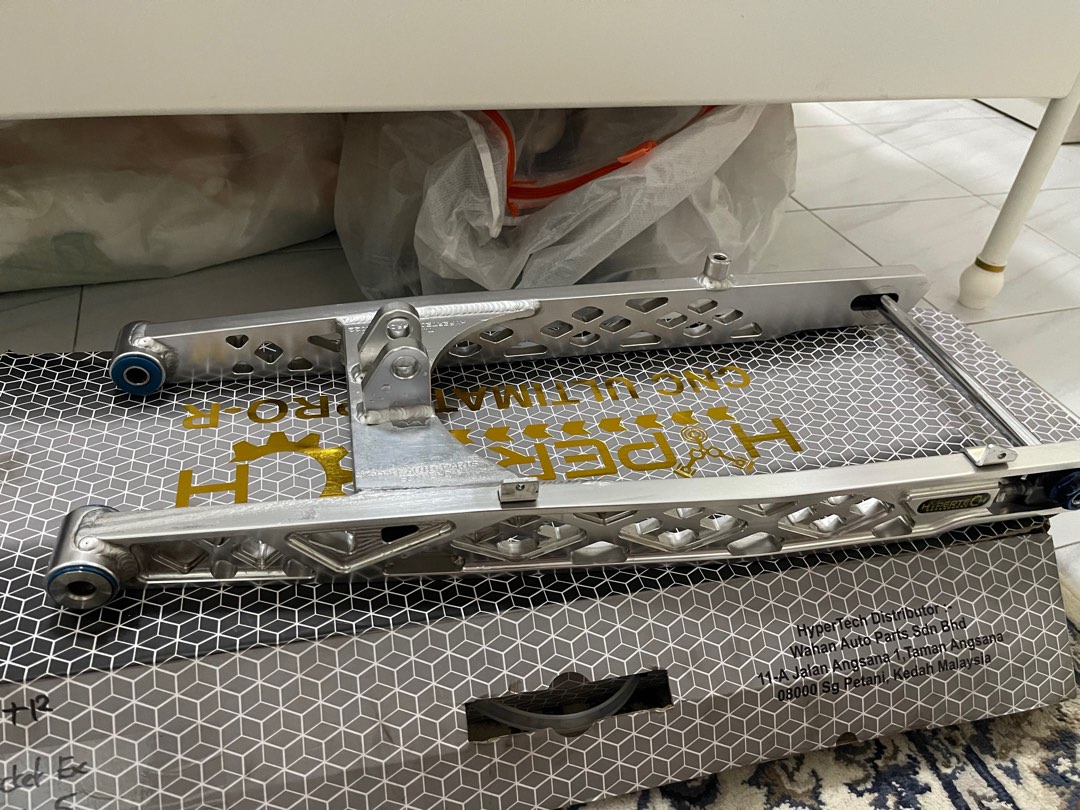 Hypertech swingarm pnp y15, Motorcycles, Motorcycle Accessories on ...