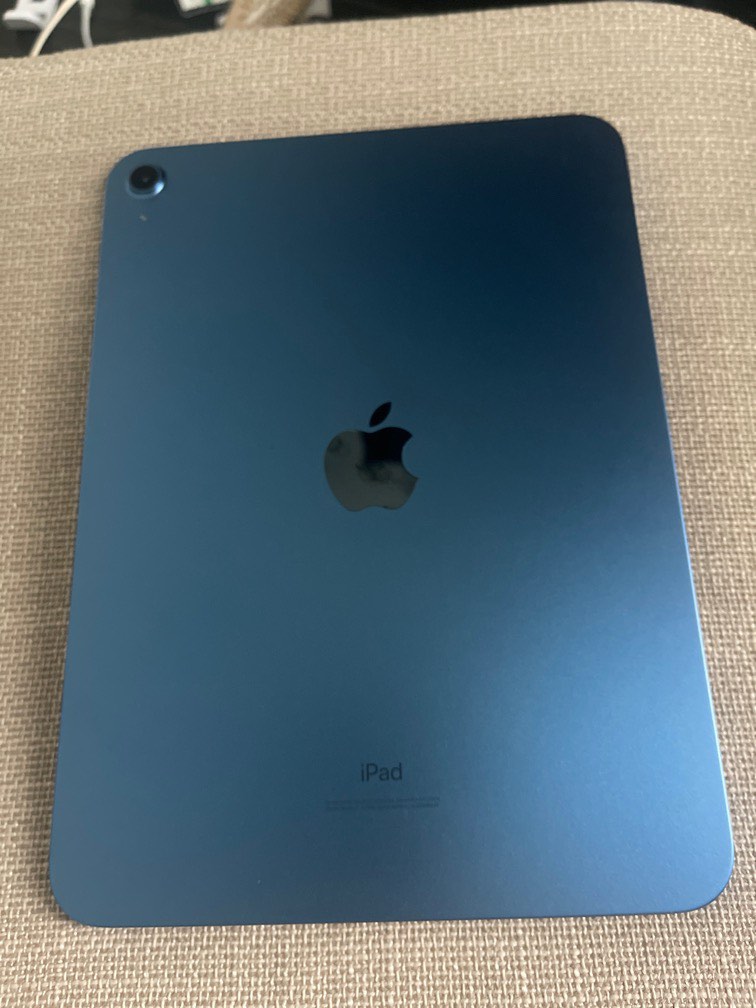 iPad 10th gen blue, Mobile Phones & Gadgets, Tablets, iPad on Carousell