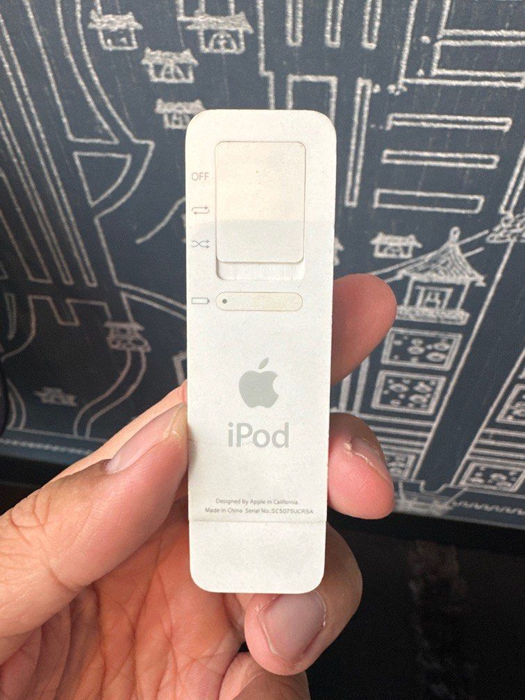 iPod Shuffle 1st Generation #vintage #collectors #apple, Mobile Phones ...