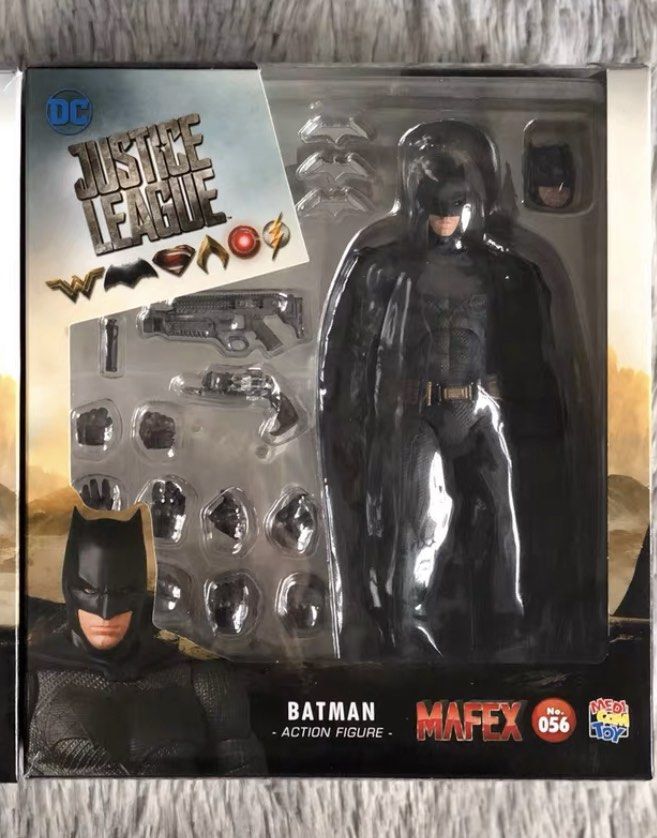 MAFEX JUSTICE LEAGUE NO.056 BATMAN, Hobbies & Toys, Toys & Games on Carousell