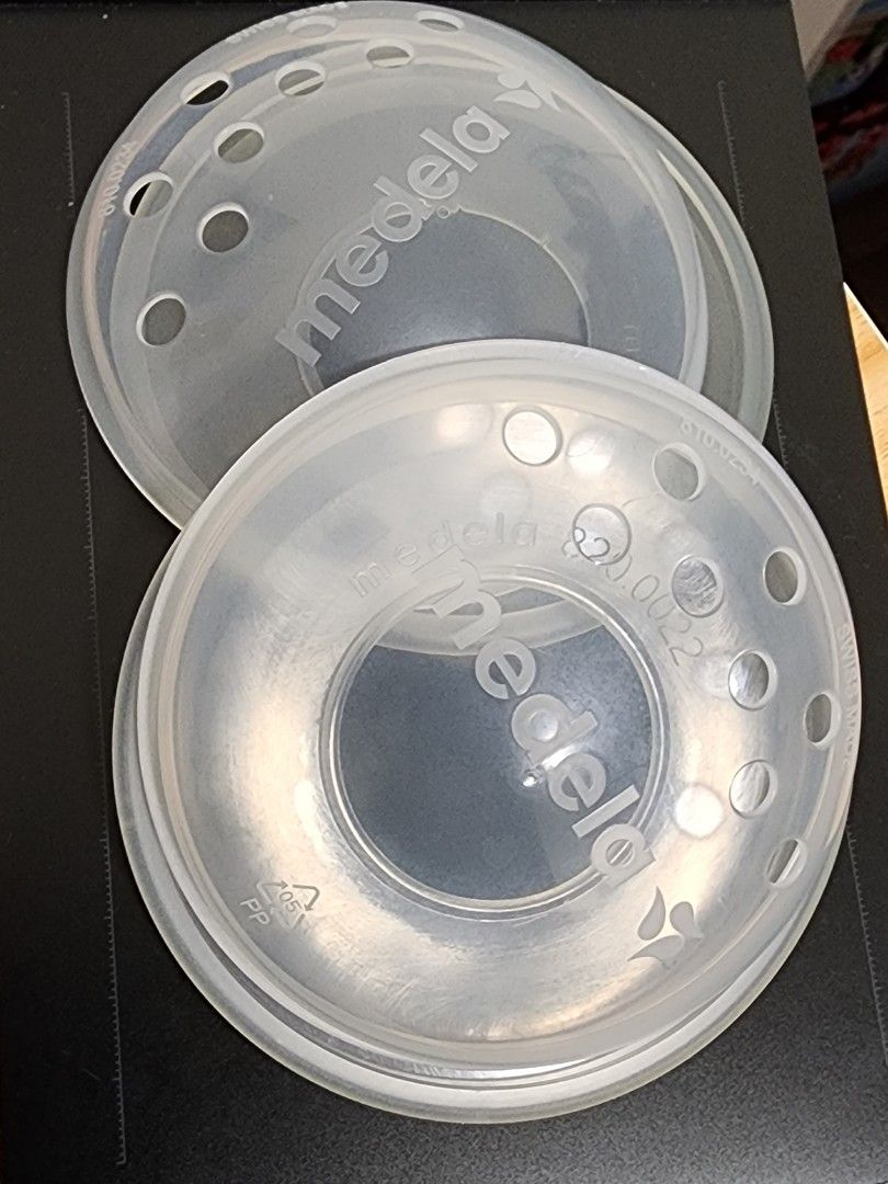Medela Breast Shells, Babies & Kids, Nursing & Feeding, Breastfeeding ...