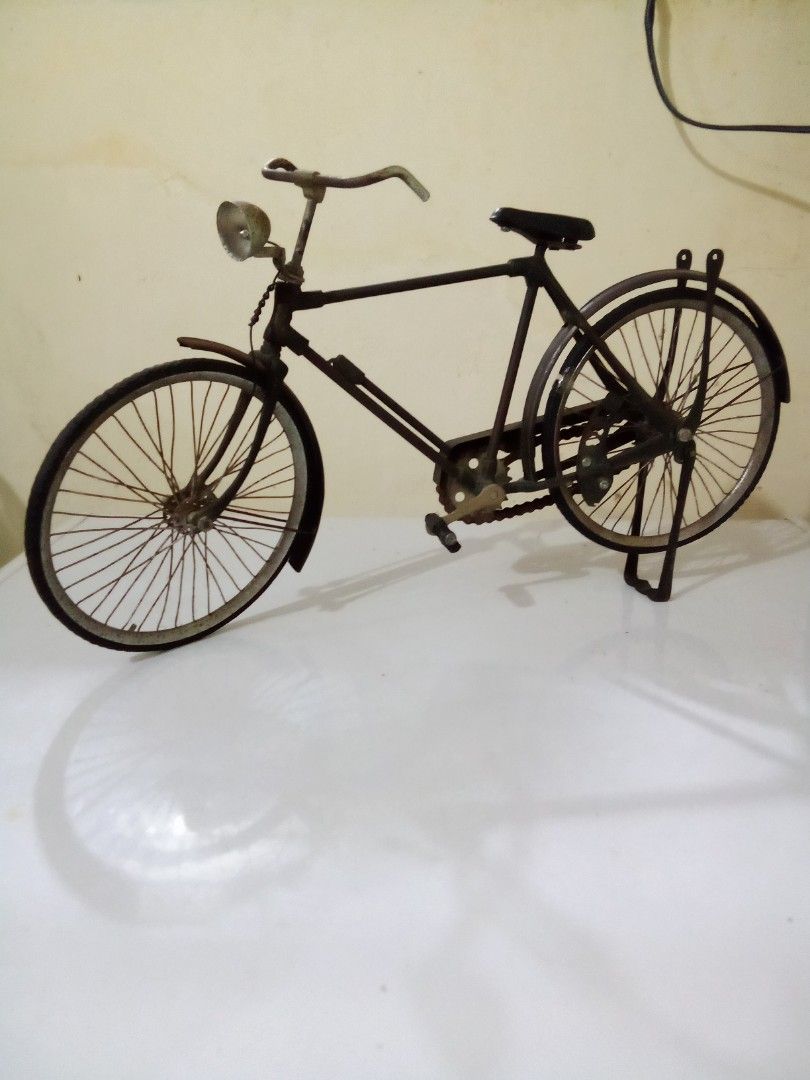 Miniatur Sepeda Onthel, Antik, Pajangan di Carousell