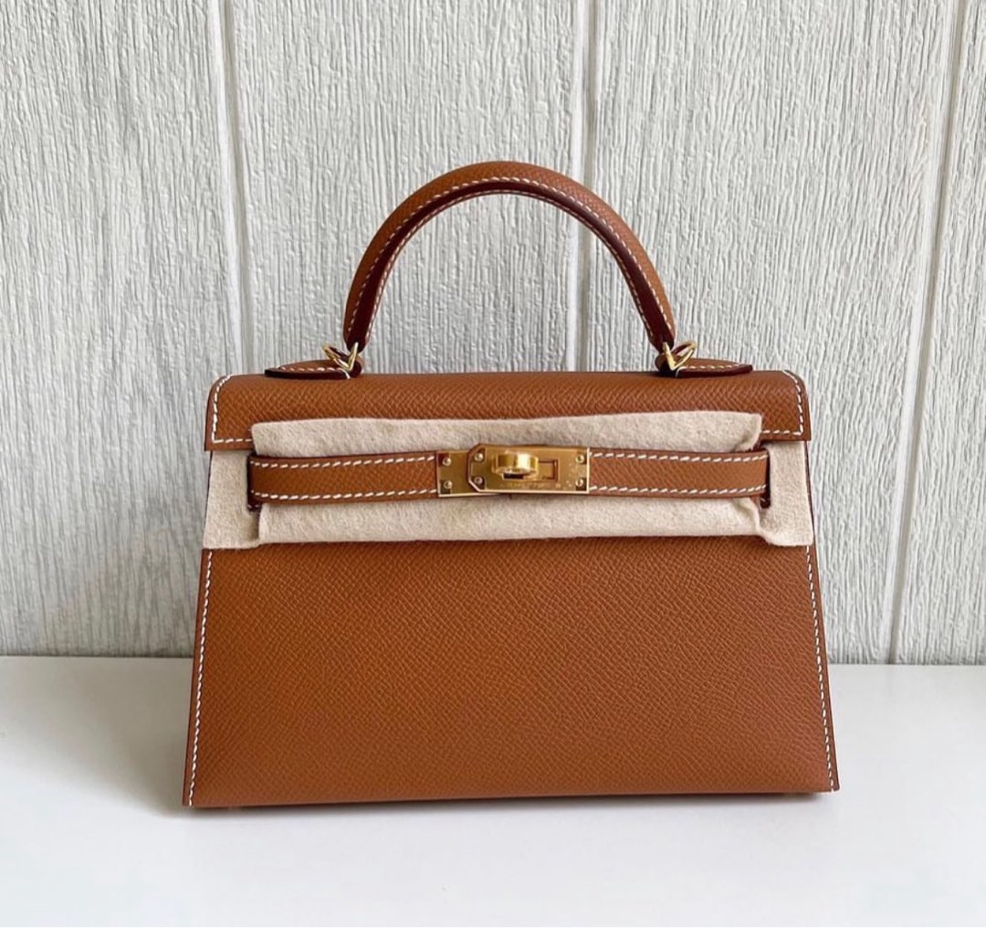 New hermes kelly mini gold epsom ghw stamp B, 名牌, 手袋及銀包 - Carousell