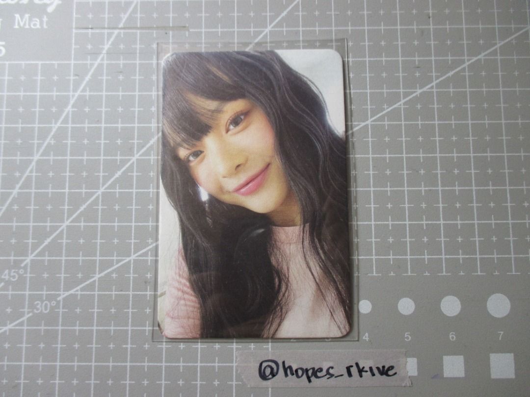 new jeans weverse album ver b hanni pc (RESERVED via twitter), Hobbies ...