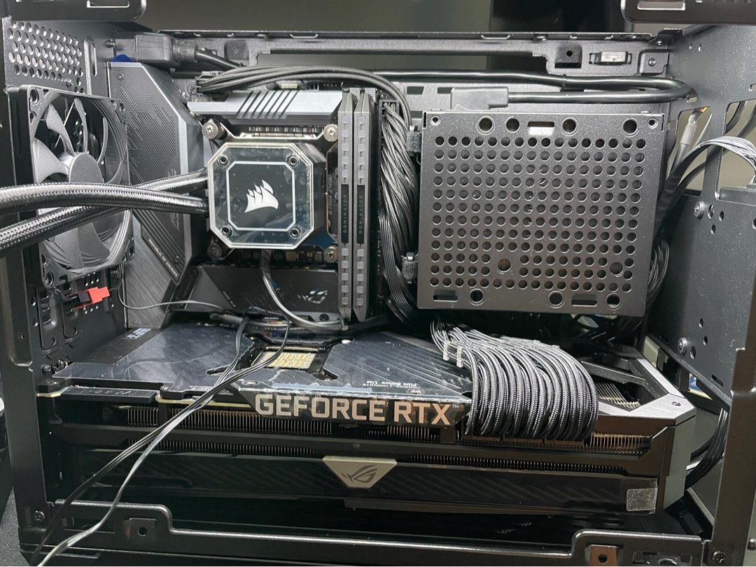 NR200 GPU power cable, Computers & Tech, Parts & Accessories, Computer ...