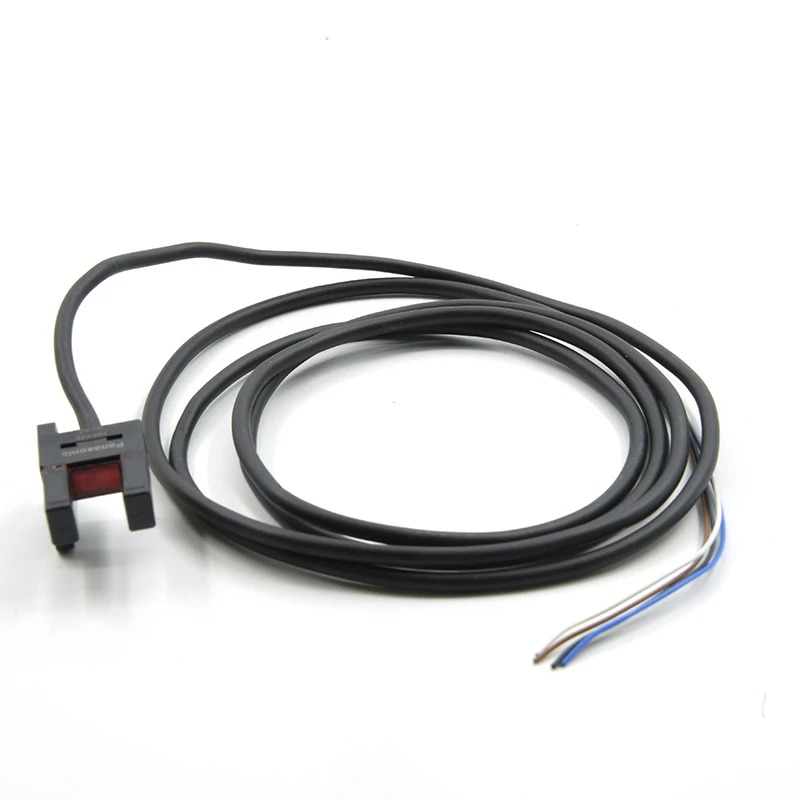 PANASONIC SUNX EX-31AD on Carousell