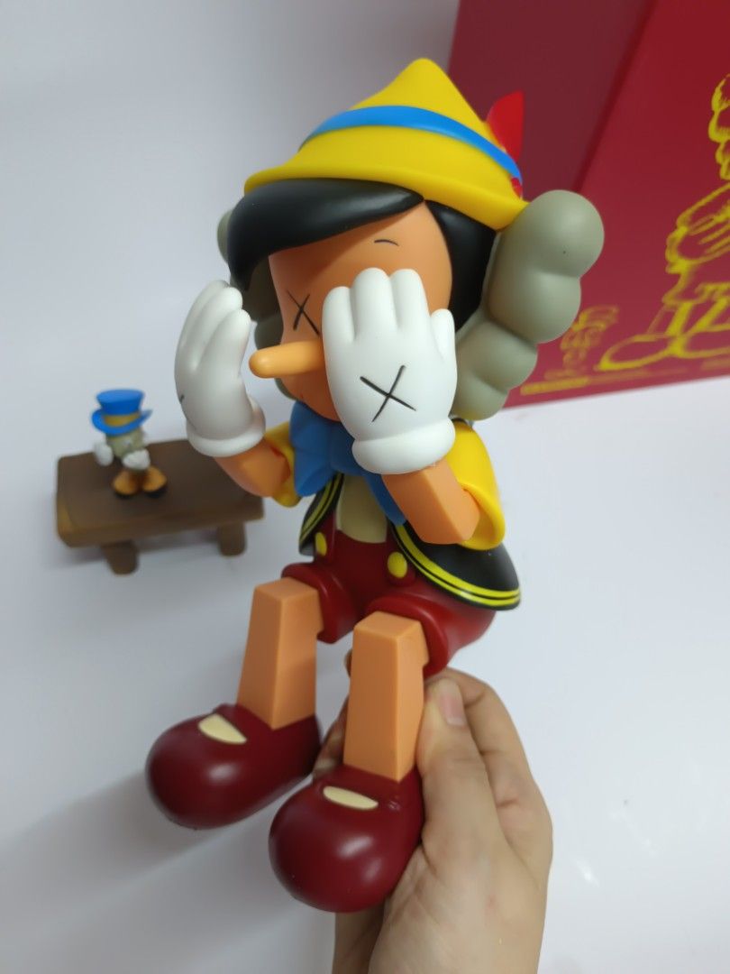 Pinocchio and Jimmy cricket kawa Medicom collectibles toys feet with ...