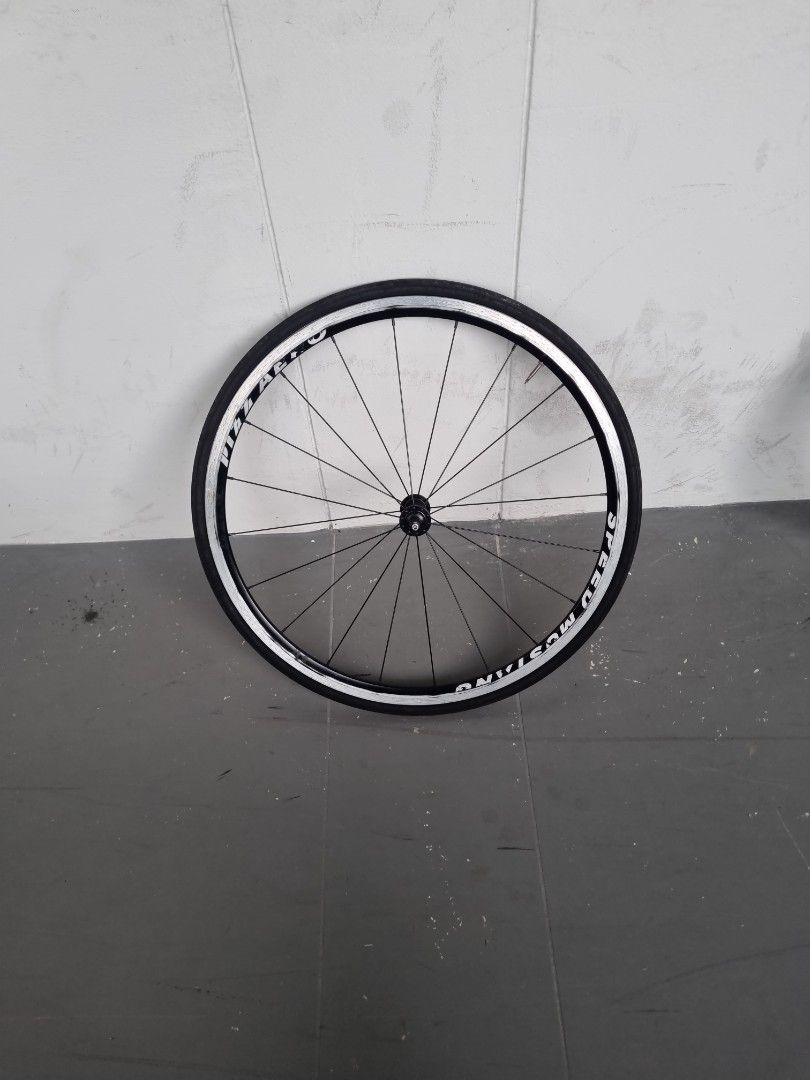 Pizz Aero Mustang Front Wheel, Sports Equipment, Bicycles & Parts ...