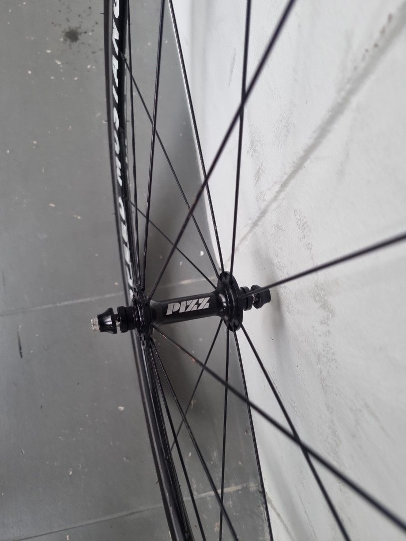 Pizz Aero Mustang Front Wheel, Sports Equipment, Bicycles & Parts ...