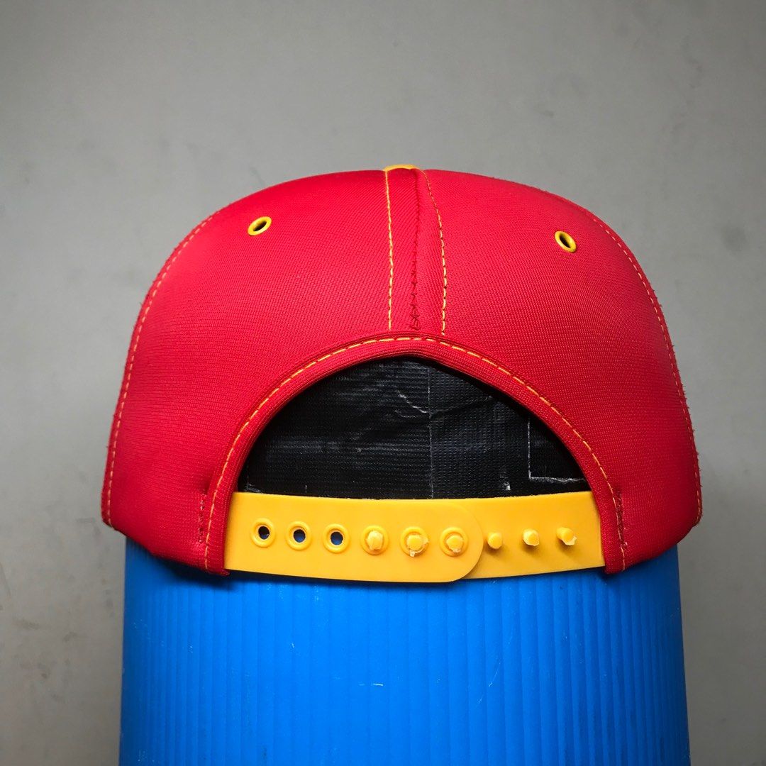 POOL full sponge cap Made in Canada, Men's Fashion, Watches ...