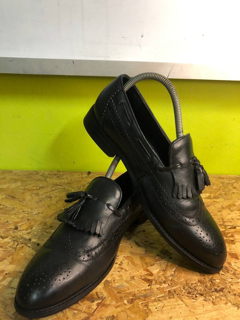 PRADA Code : P003 saiz : 7, Men's Fashion, Footwear, Casual shoes on ...