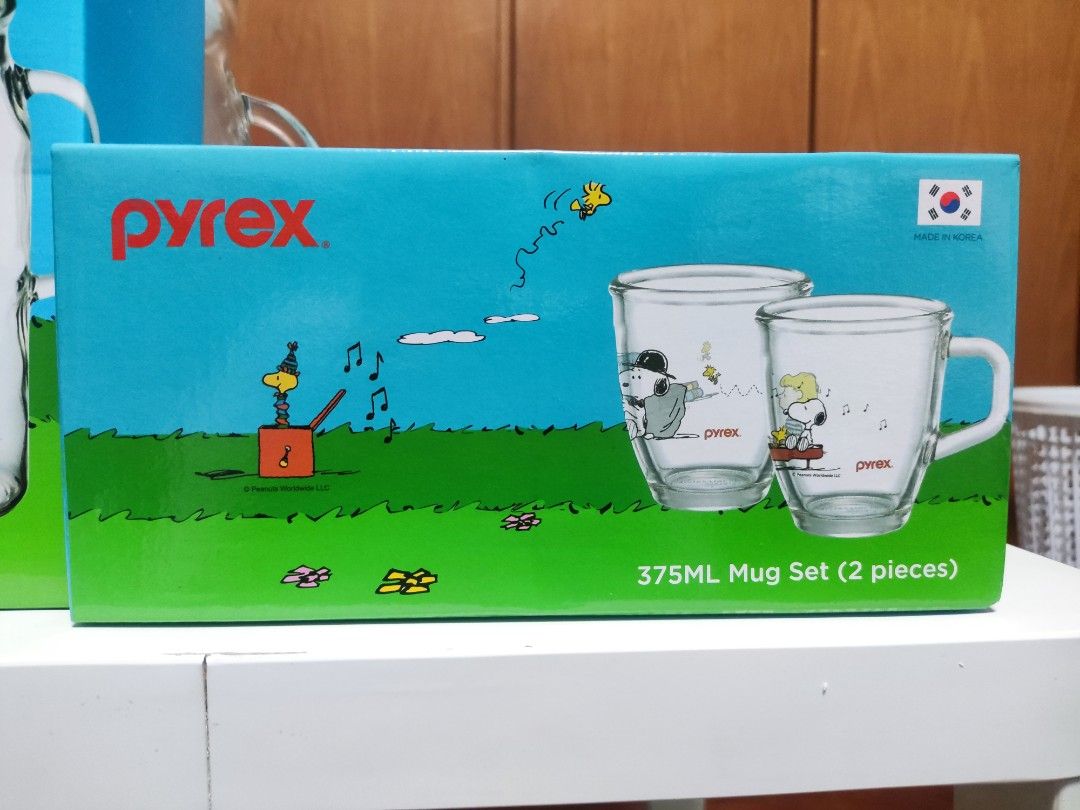 Pyrex Snoopy Peanuts Collection Mug Set (2 pc), Furniture & Home Living ...