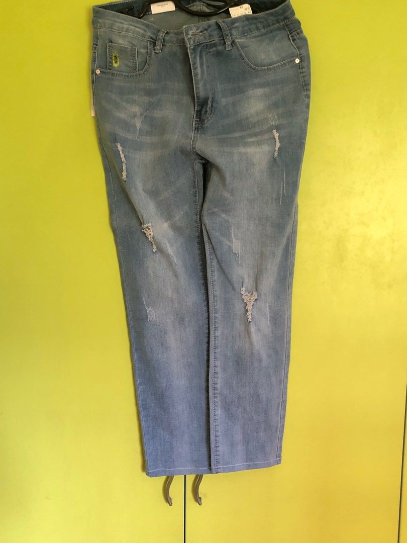 Tapered Ripped Jeans (Light Blue), Men's Fashion, Bottoms, Jeans on ...