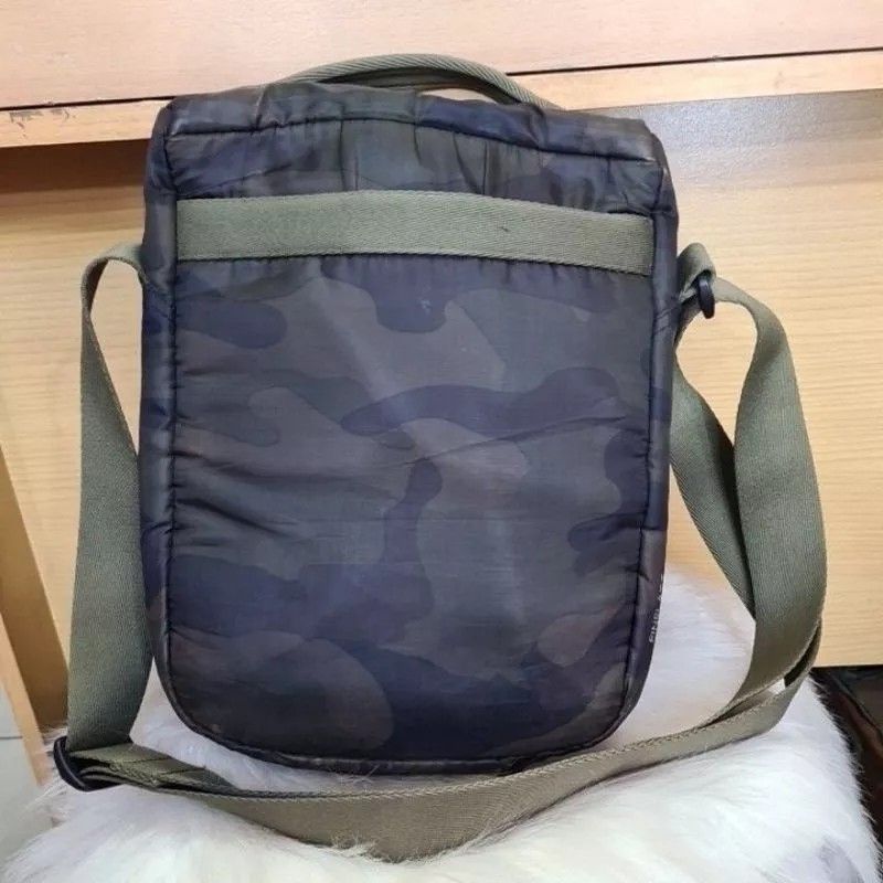 TAS BODYPACK FINELAST ARMY ORIGINAL, Fesyen Pria, Tas & Dompet , Tas ...