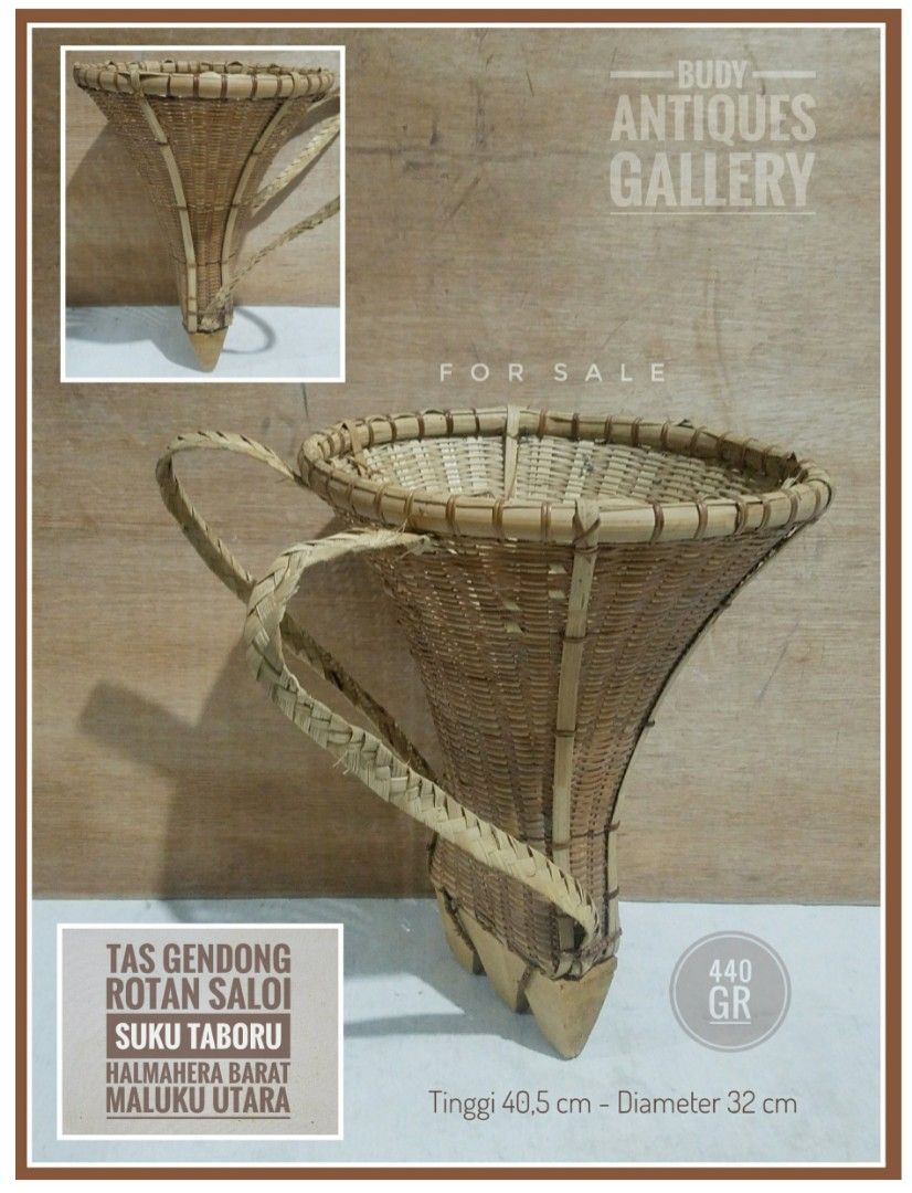 Tas Rotan Saloi Suku Taboru Halmahera Barat, Antik, Pajangan di Carousell