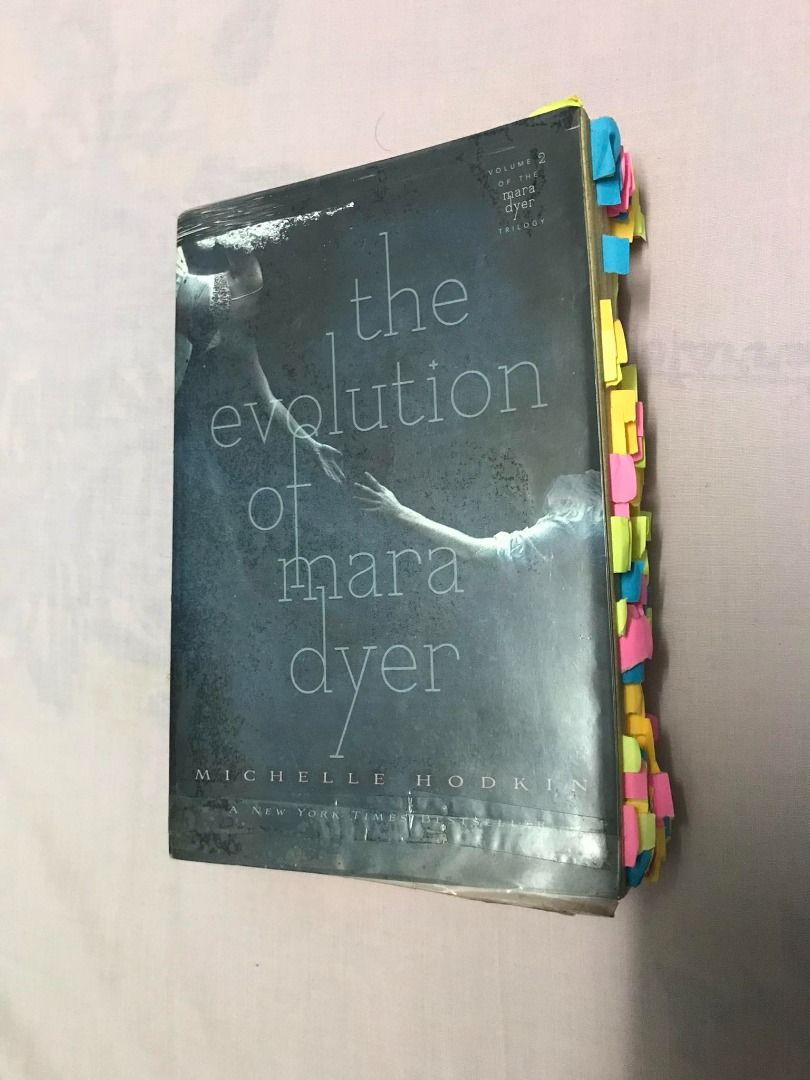 The Evolution of Mara Dyer (Mara Dyer#2) SIGNED EDITION- Michelle ...