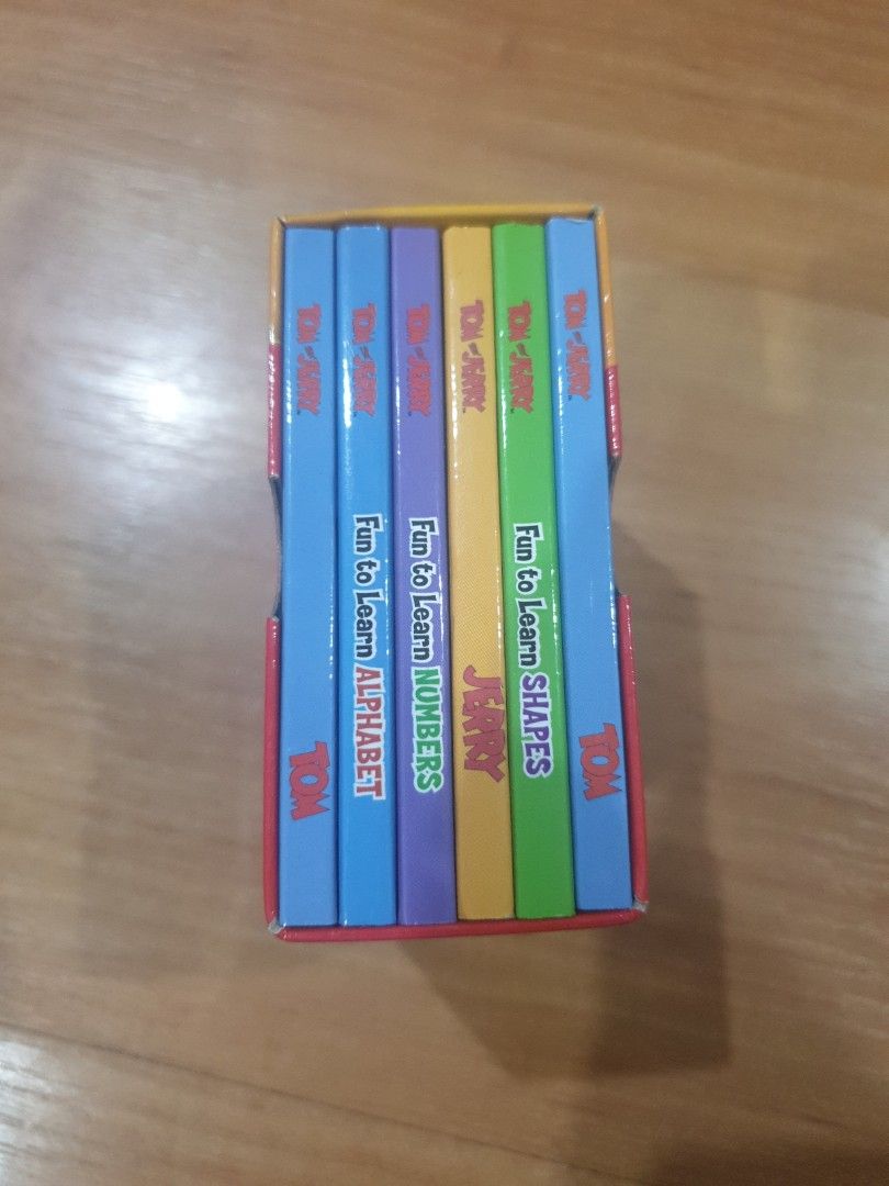 Tom and Jerry Mini Library on Carousell