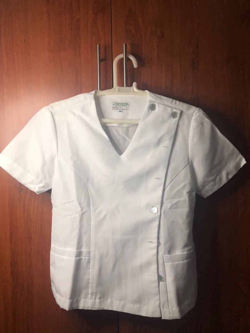 UST MEDICINE UNIFORM (3rd and 4th yr) on Carousell