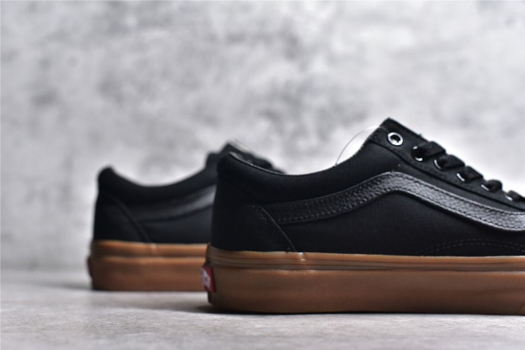 Vans Sk8-Low Black gum soles shoes, Men's Fashion, Footwear, Sneakers ...