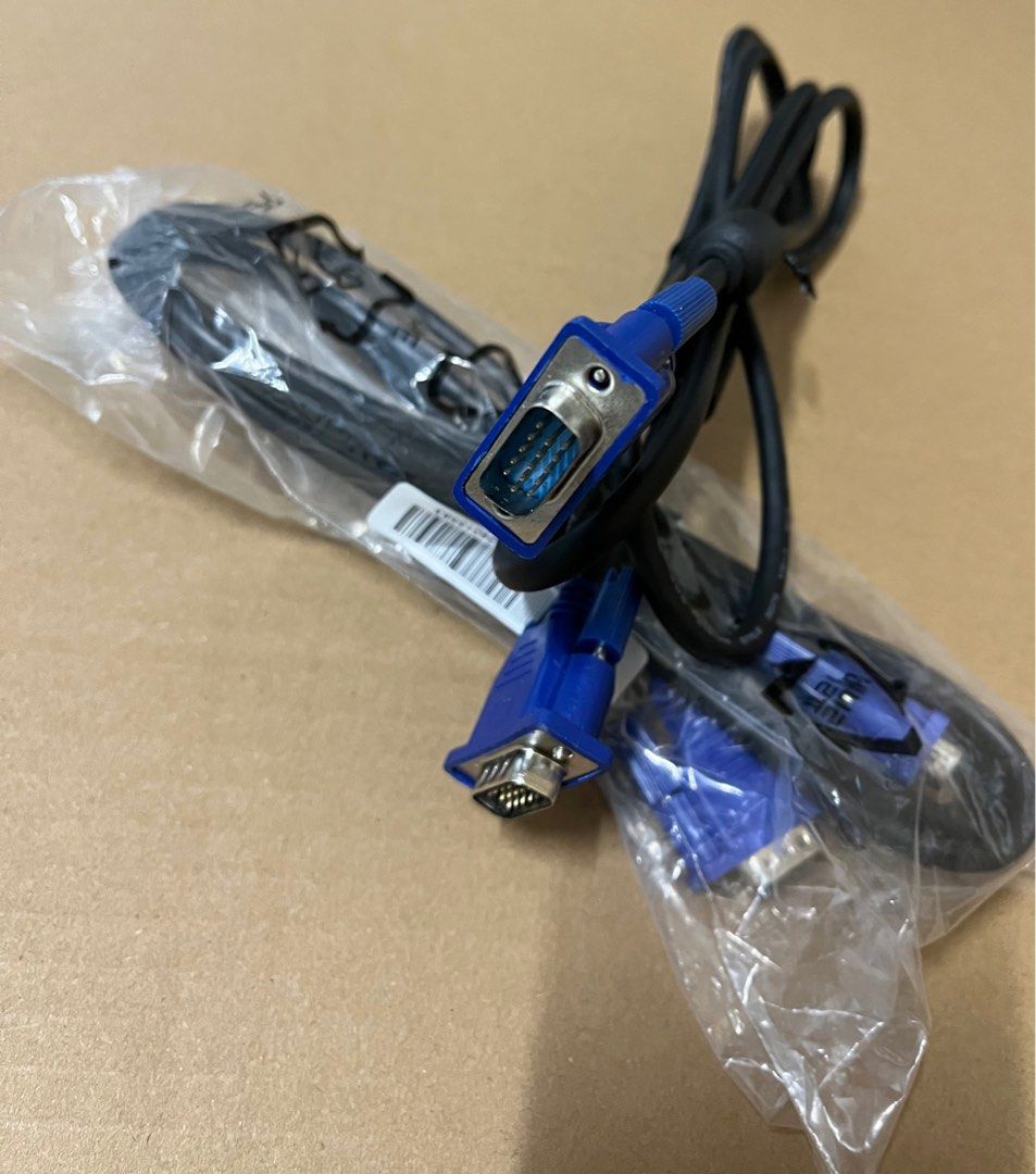 全新原廠VGA Cable（2m）100%original, 電腦＆科技, 電腦周邊及配件, 電腦線、轉接線及轉換器 - Carousell