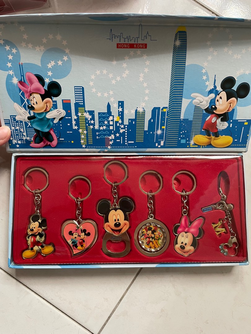 Vintage Mickey and Minnie Mouse keychains, Hobbies & Toys, Memorabilia ...