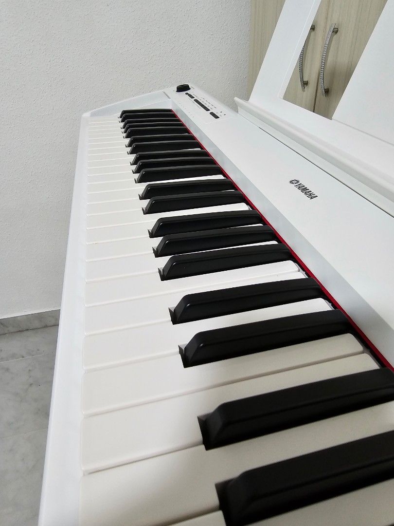 Yamaha NP-12 Piaggero 61 Keys Portable Keyboard Piano, Hobbies & Toys ...