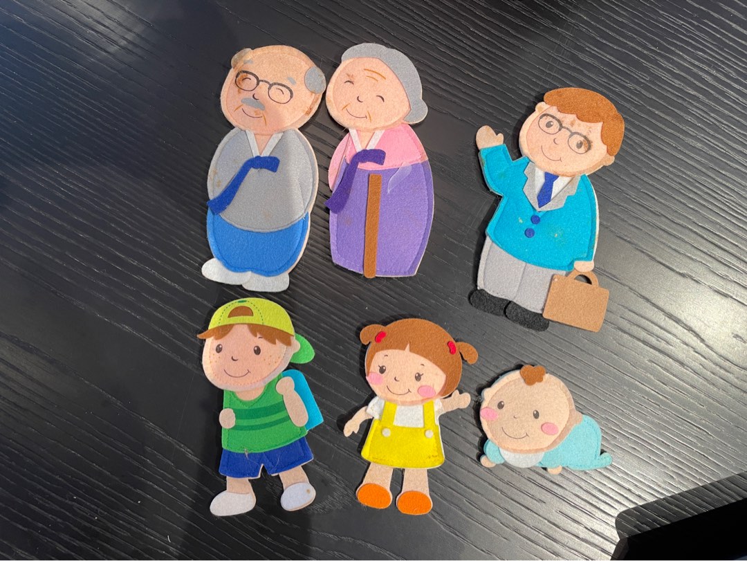 6 x felt magnetic family, Babies & Kids, Infant Playtime on Carousell