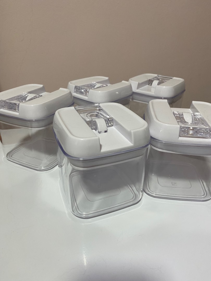 Airtight containers, Furniture & Home Living, Kitchenware & Tableware ...