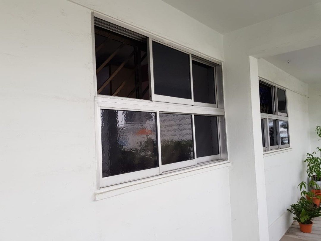 HDB/BTO/RESALE CASEMENT WINDOW /TOILET TOP HUNG WINDOW/SLINDING WINDOW ...