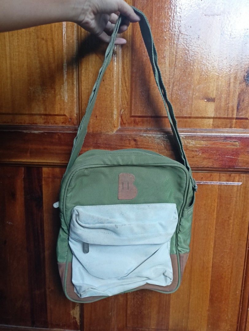 Authentic BENCH Bag, Men's Fashion, Bags, Sling Bags on Carousell