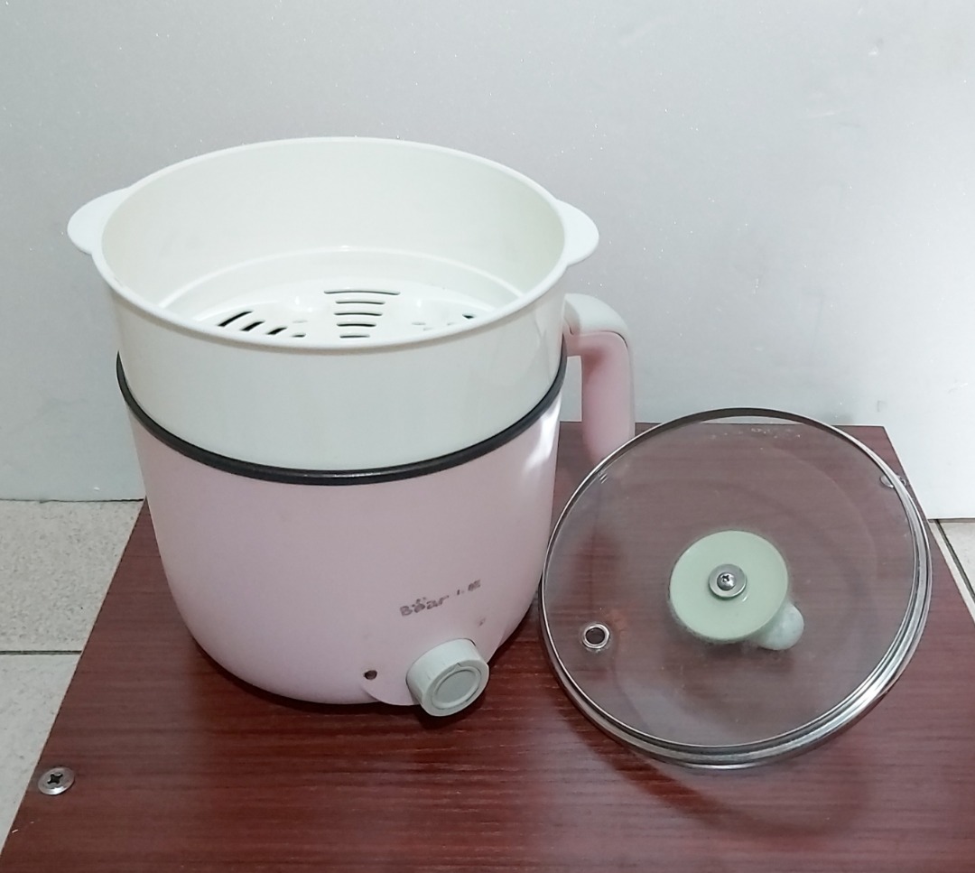 Bear Multi-Functional Electric Cooker/Pot 2 tiers, 1.2L used, TV & Home ...