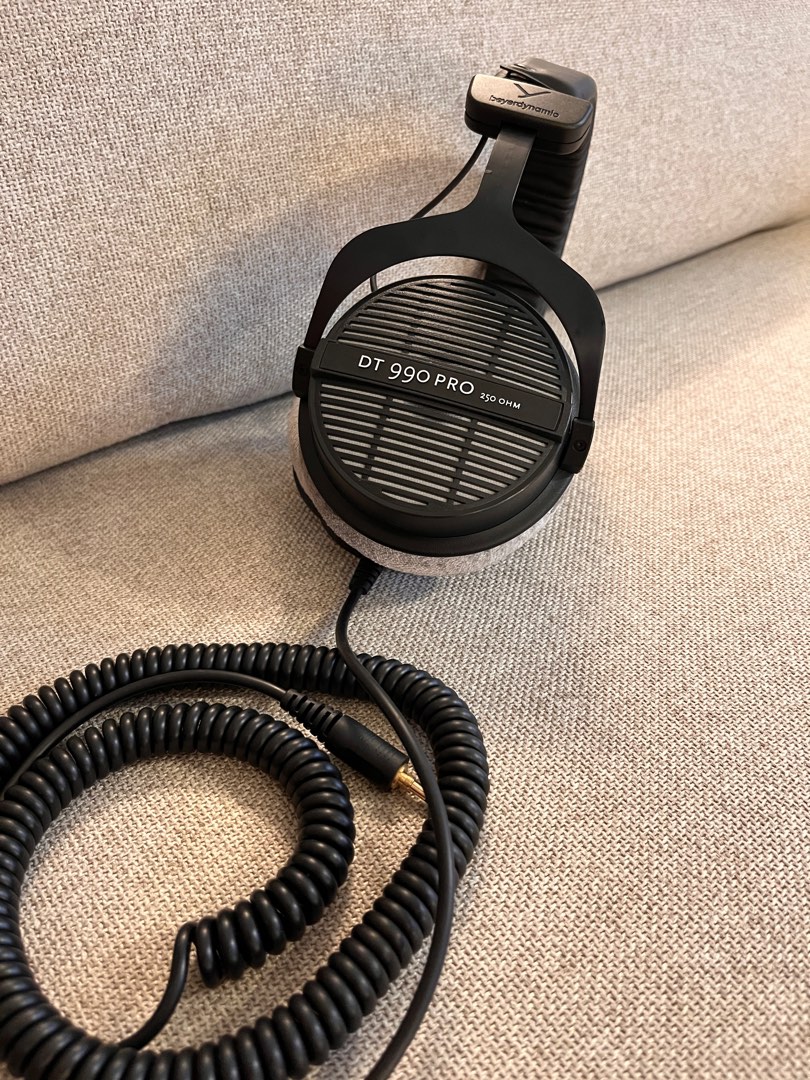 Beyerdynamic DT990 Pro (250ohm), Audio, Headphones & Headsets on Carousell