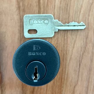 Bonco 出售 | 門鎖、門、閘 | Carousell Hong Kong