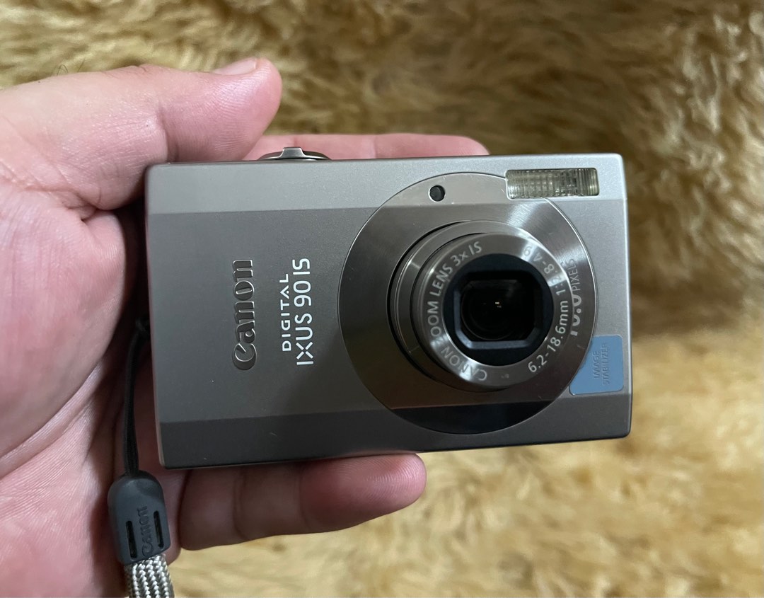 Canon IXUS 90 IS Digital Camera, Photography, Cameras on Carousell