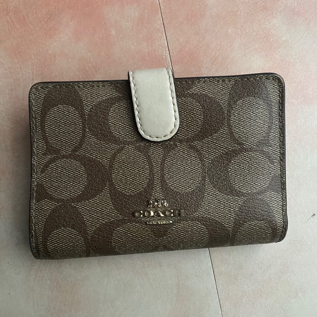 Coach Wallet, Women's Fashion, Bags & Wallets, Wallets & Card Holders ...