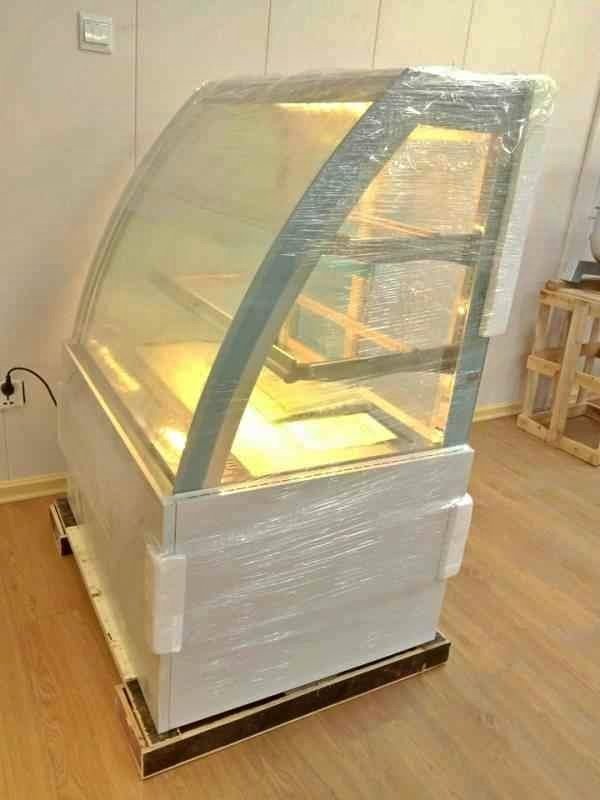 EPA-51 COMMERCIAL DISPLAY CHILLER WHITE FLOOR TYPE on Carousell