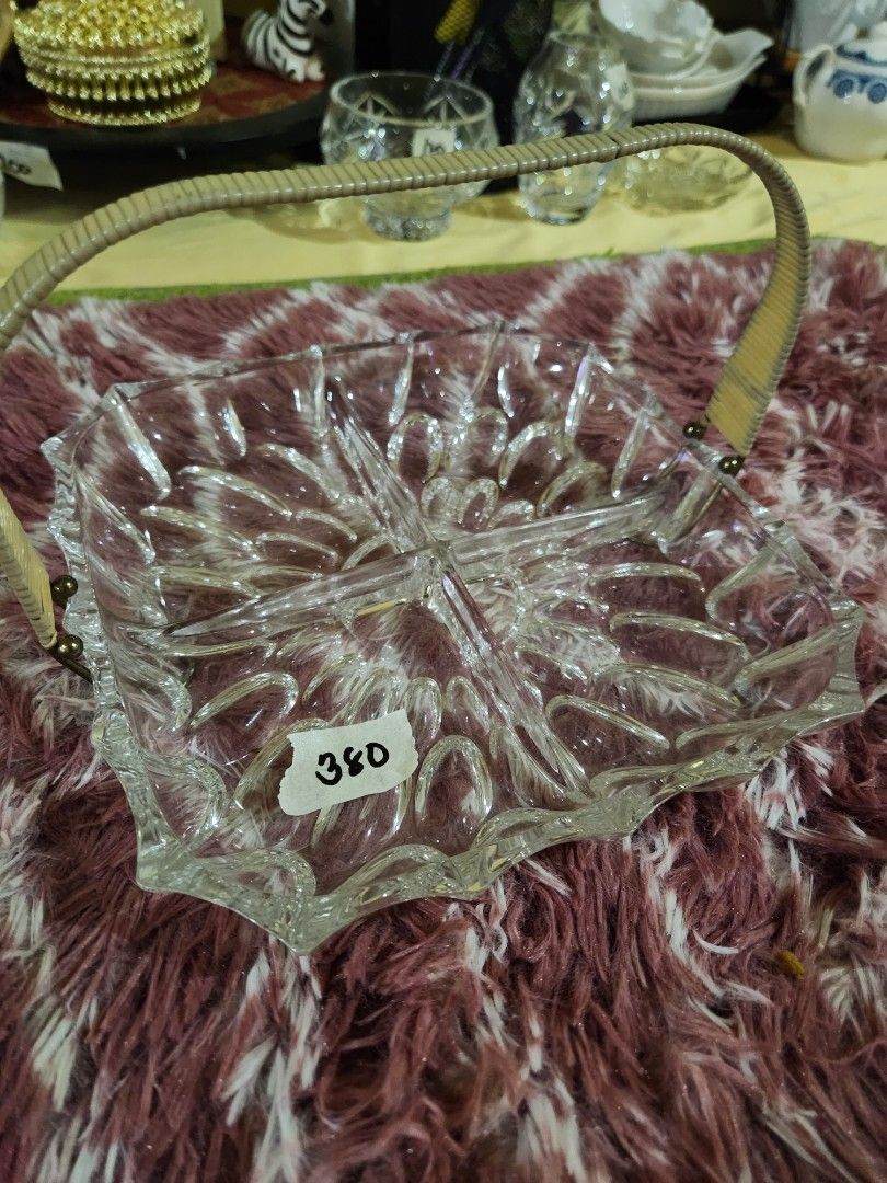 Food tray with partition, Furniture & Home Living, Kitchenware ...