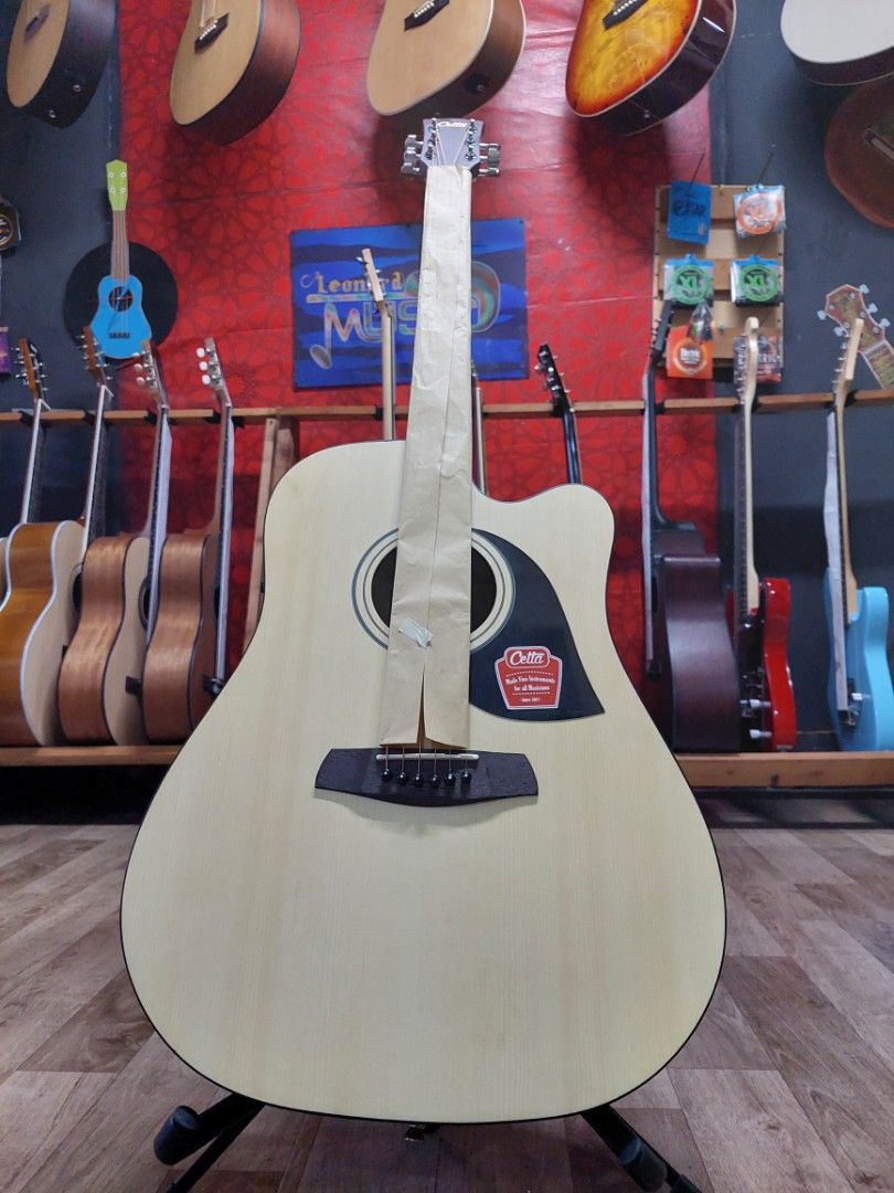 Gitar akustik elektrik original cetta baru, Musik & Media, Alat di ...
