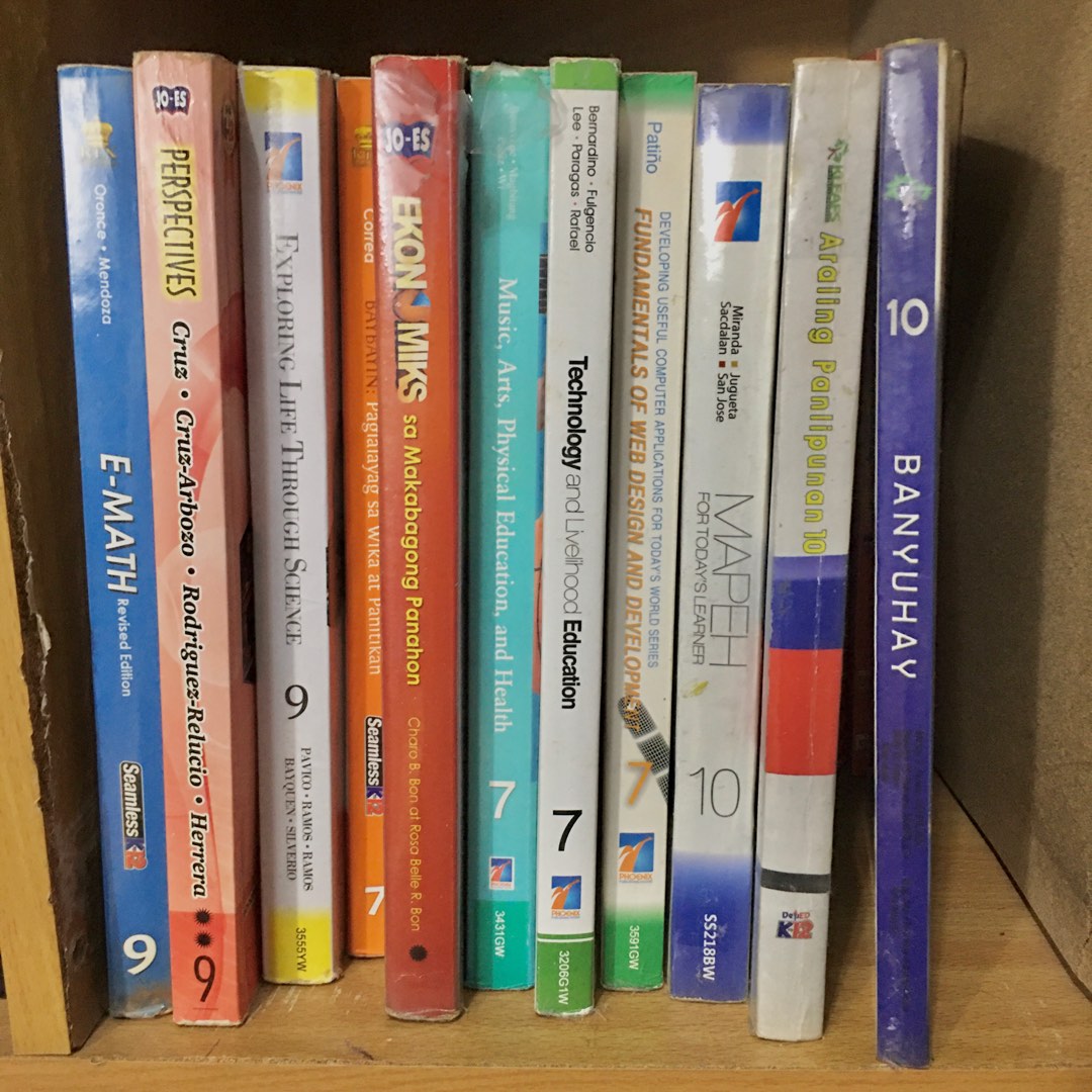 Grade 7, Grade 9 & Grade 10 textbooks educational books, Hobbies & Toys ...