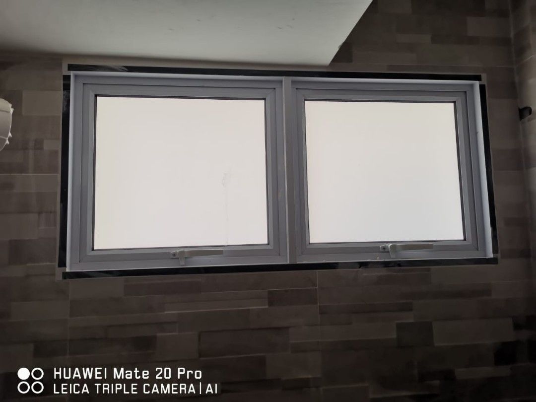 HDB/Bto/Resale/Window& grille/ toilet top hung window/sliding window ...