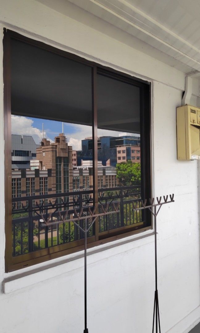 HDB/Bto/Resale/Window& grille/ toilet top hung window/sliding window ...