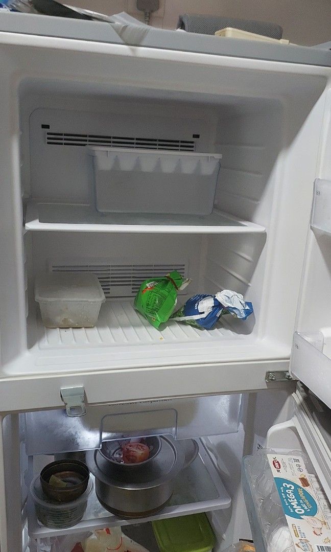 Hitachi 330 ltr Fridge, TV & Home Appliances, Kitchen Appliances ...
