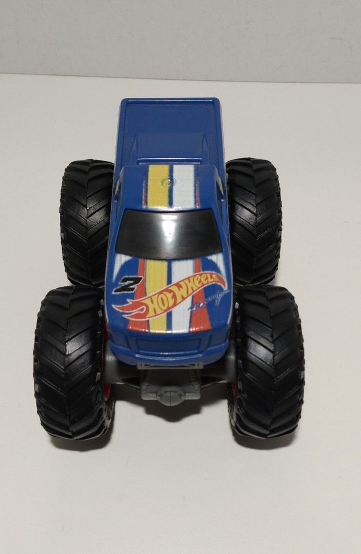 Hot Wheels Rev Tredz , HW Racing 2 , 1:43 Scale Monster Truck, Hobbies ...
