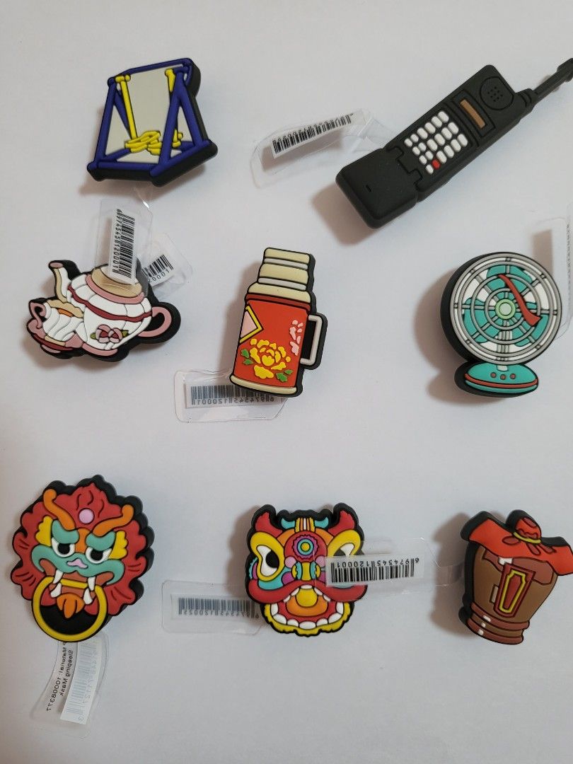 Jibbitz, Men's Fashion, Footwear, Shoe inserts & accessories on Carousell