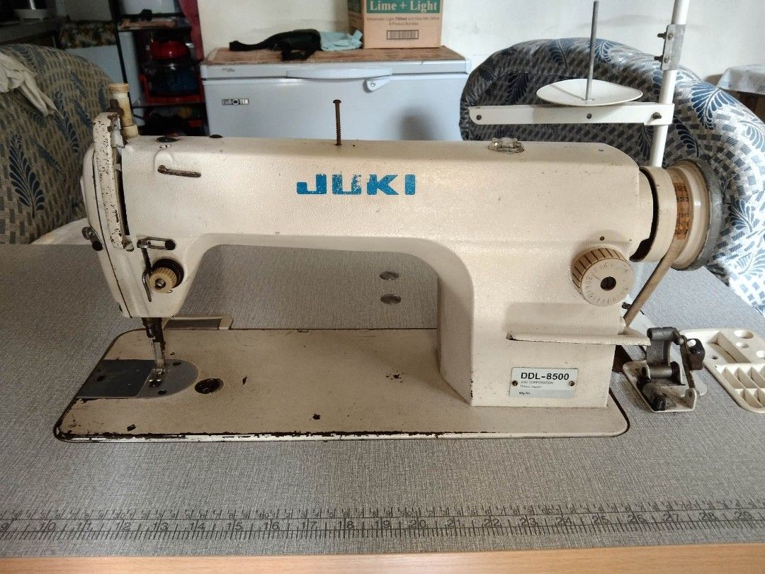 Juki HISPEED SEWING MACHINE, Furniture & Home Living, Furniture, Other Home Furniture on Carousell