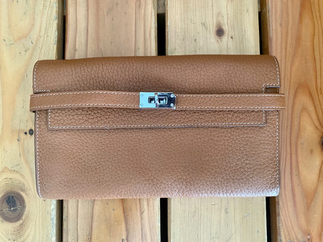 Kelly Wallet, Women's Fashion, Bags & Wallets, Wallets & Card holders ...