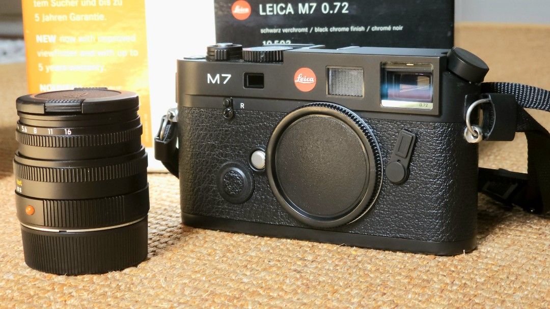 Leica M7 with Summicron 50mm f2.0 v5, Photography, Cameras on Carousell