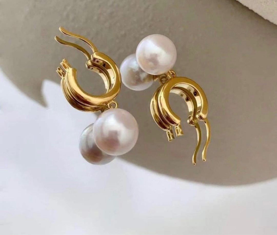 Loop Pearl in 18Kart Gold Setting, Women's Fashion, Jewelry ...