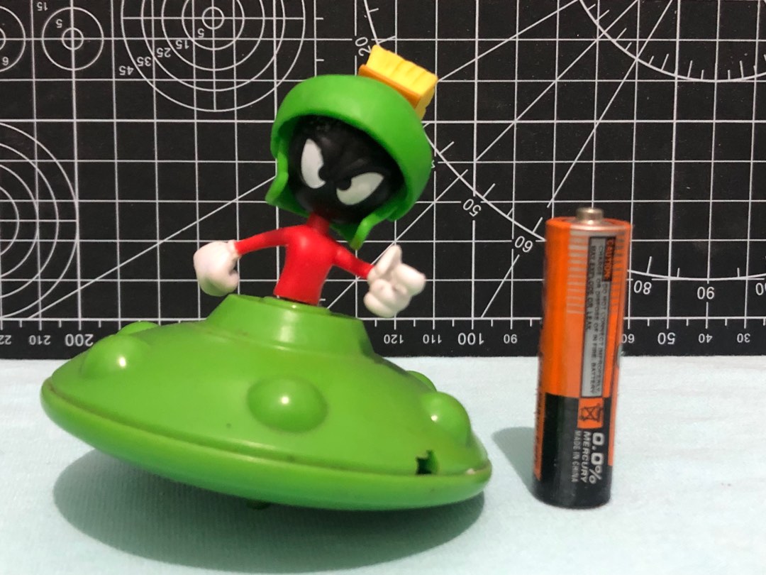 Marvin the Martian Meal Toy, Hobbies & Toys, Toys & Games on Carousell