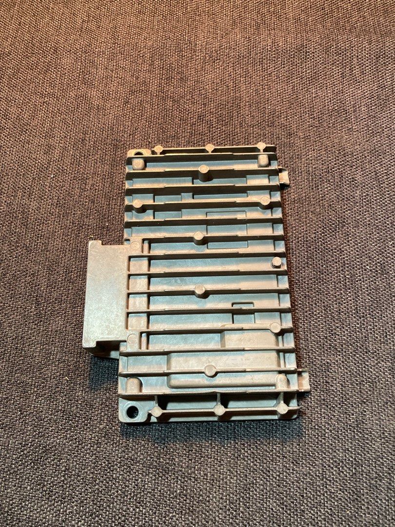 二手Mercedes-Benz 賓士 汽車電腦 A213 900 9033 功能正常, 汽機車零配件在旋轉拍賣